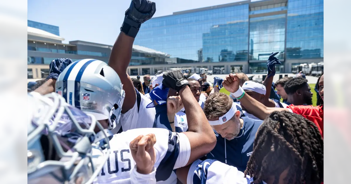 Dallas Cowboys 'High Vibes' Extend All The Way to New York For Coach ...