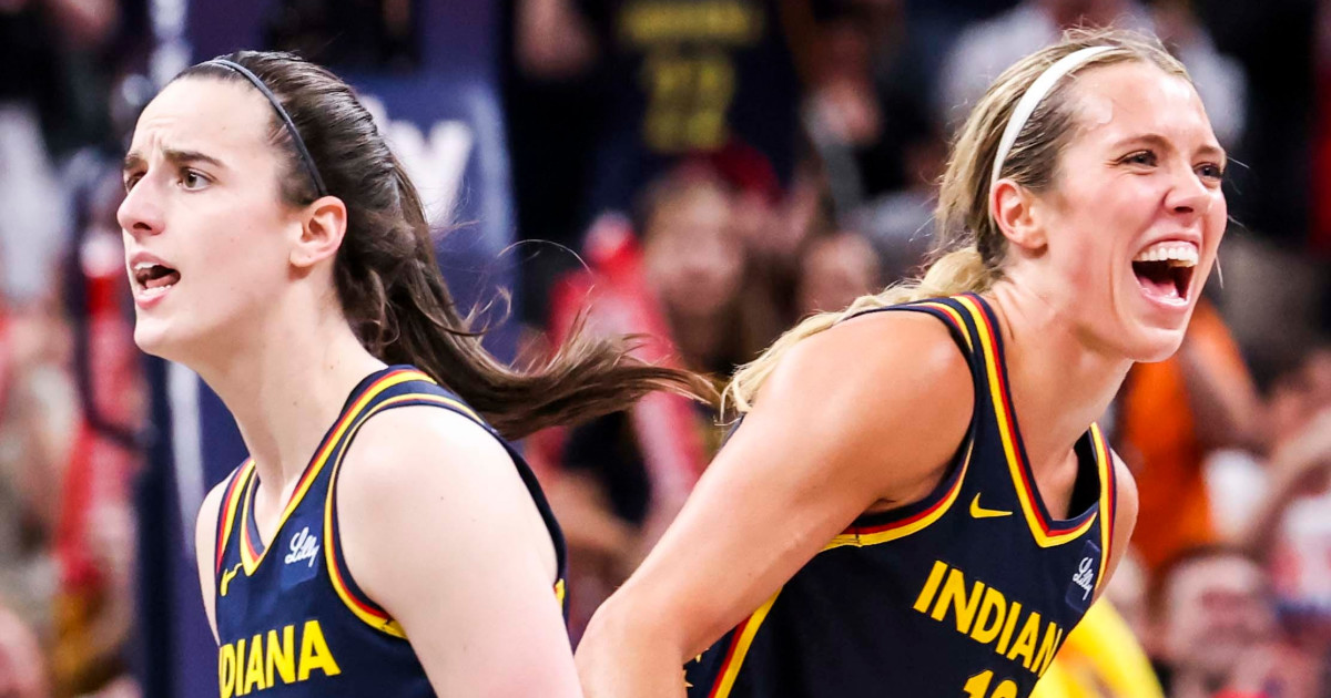 Video Shows Caitlin Clark, Lexie Hull's Immediate Reactions to Fever ...